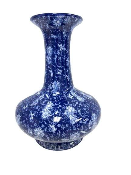 Porcelain Decorated Flo Blue Table Vase - Auctionology LLC