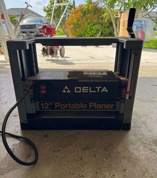 Delta 12-Inch Portable Planer - Auctionology LLC
