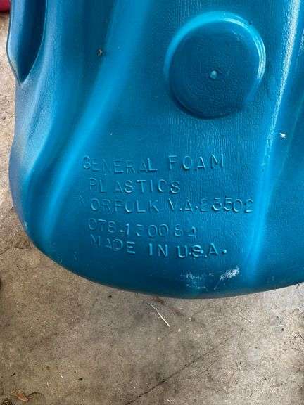 Genfoam Three Piece Blow Mold Nativity Set - Auctionology LLC