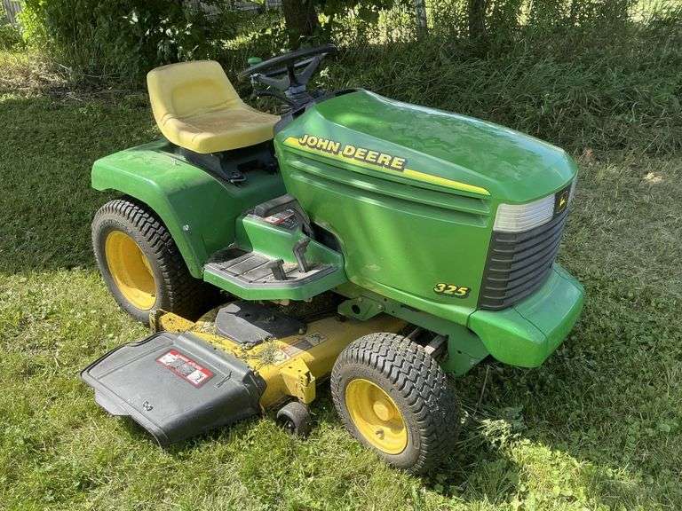 Richard Riley Estate Auction - Auctionology LLC